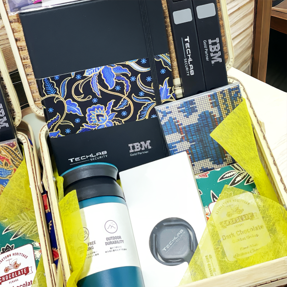 VIP Batik Bamboo Basket Gift Set